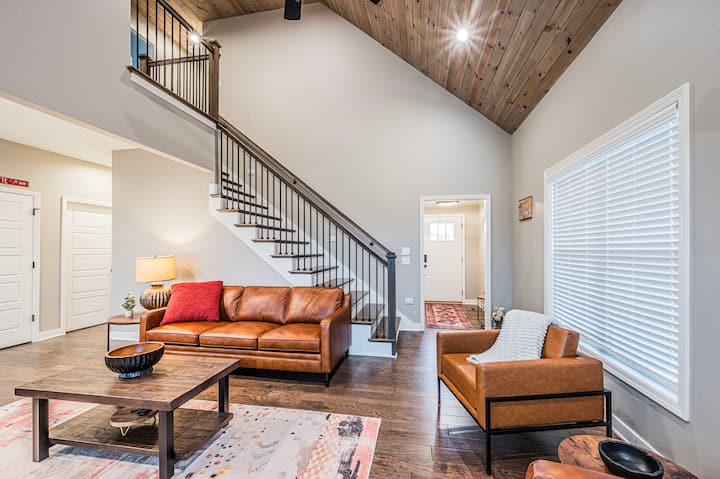 Spring At Drakes Creek: Back Deck + Nature Vibes - Bowling Green, KY