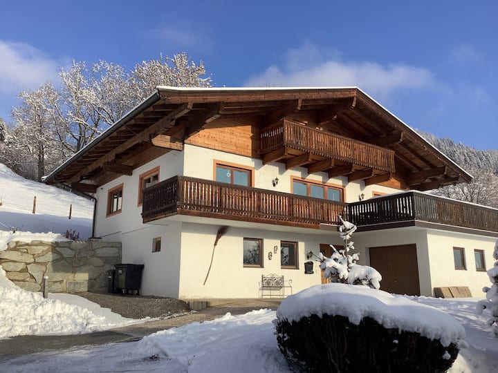 Spacious Family-friendly Chalet Near Zell/kaprun. - Zell am See