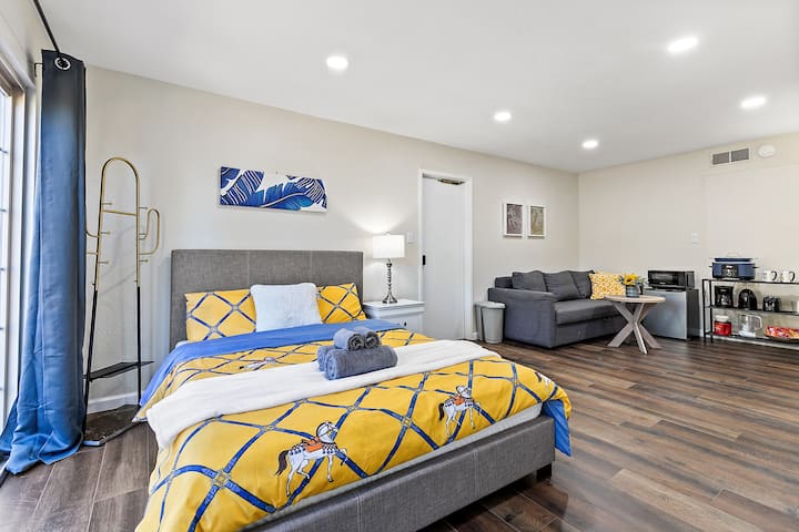 Yieldmax (Tu) | Private Entry Studio +Priv Bath - Sunnyvale, CA