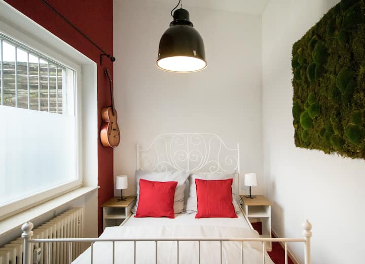 Appartment Mit Küche Und Toilette Ohne Dusche! - Darmstadt