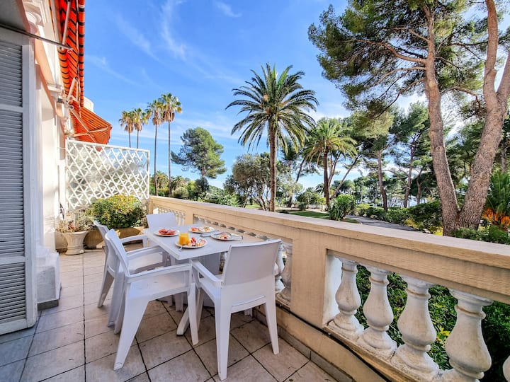 Mont Des Oiseaux Apt T3 Avec Piscine - La Capte