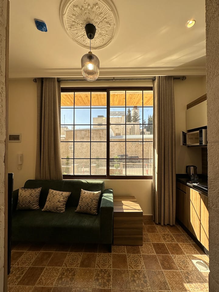 2min To Paris Square 4/ Antica Jabal Al Lweibdeh - Amman