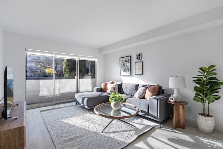 Comfortable Kitsilano 1-bedroom - 