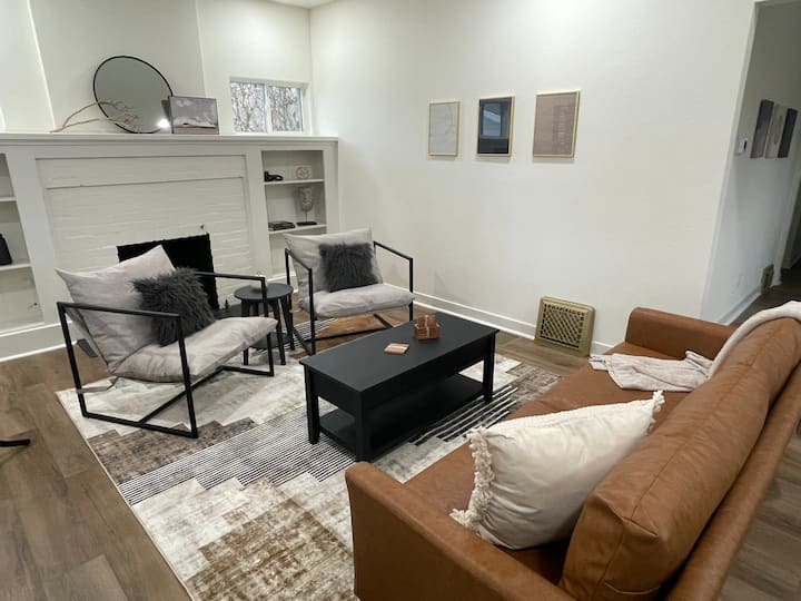 Charming Downtown District Home - Casper, WY
