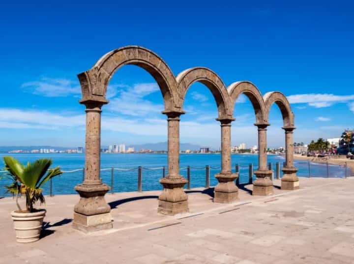 Malecon Dream House 3 Bed 3 Bath - Puerto Vallarta