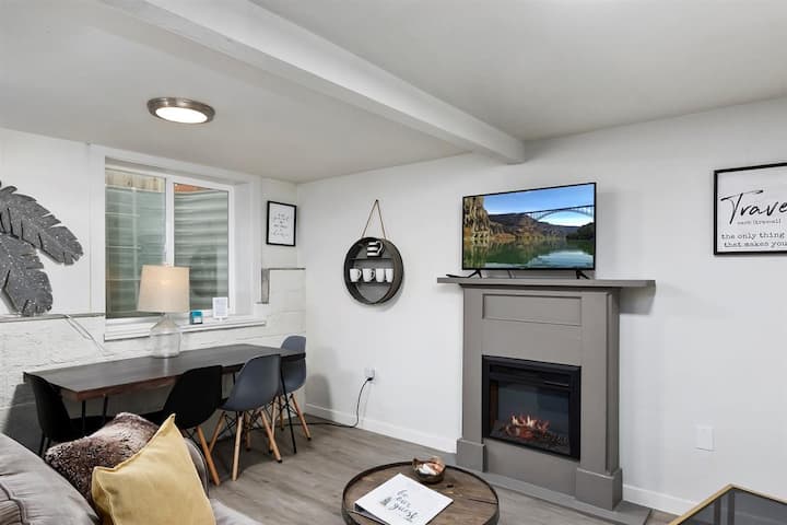 #Stayinmydistrict Twinfalls Apartment - Twin Falls, ID