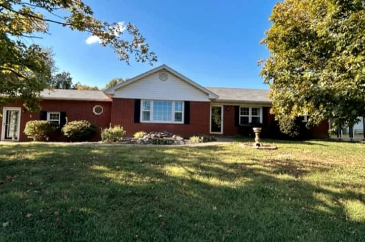 The Highland House - Elizabethtown, KY