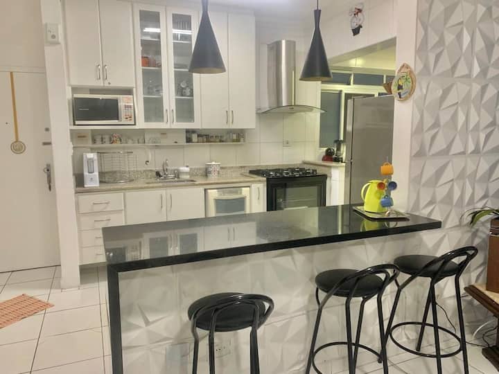Ap Aconchegante Entre Duas Praias Tombo E Astúrias - Santos