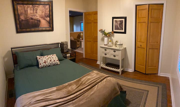 Miller B&b: Purposeful Comfort - Hobart, IN