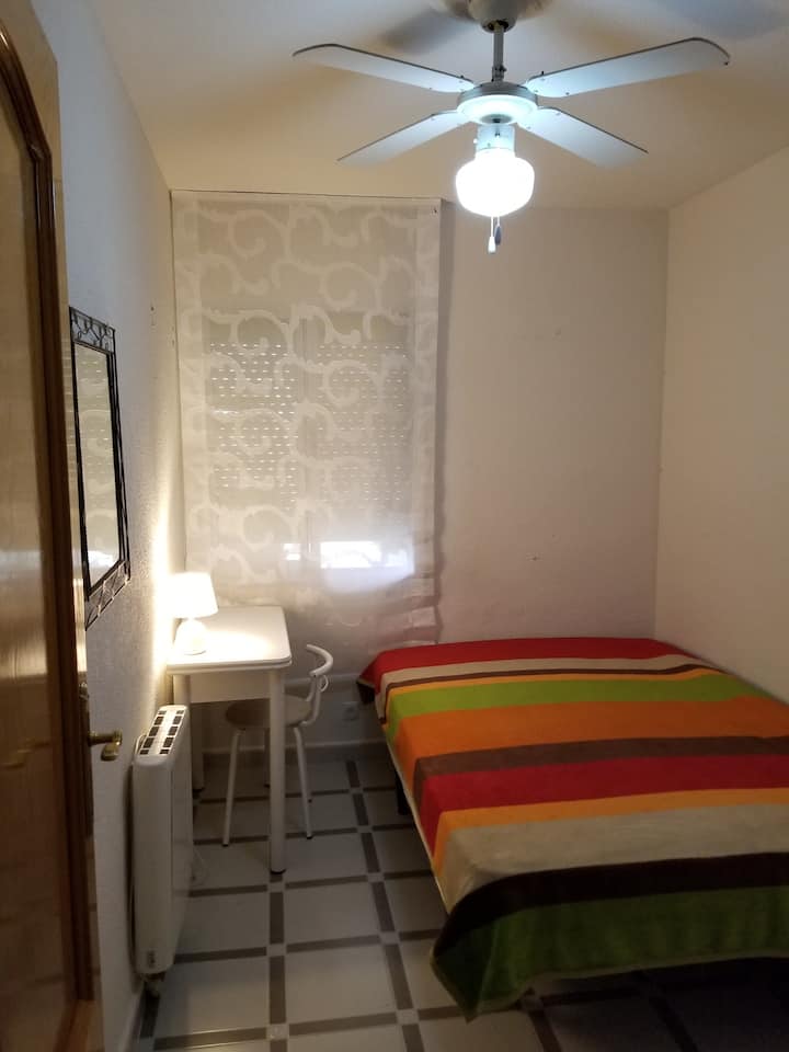 Habitacion Garcilaso 56 Getafe - Pinto