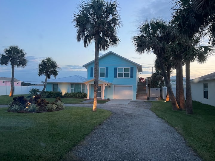 Palm Paradise Beachside Retreat (Downstairs Unit) - Ponce Inlet, FL