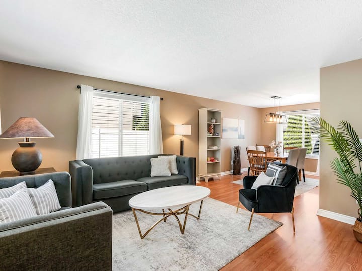 Graceful 4br Residence Perfect For Familiese#41784 - Vancouver, WA
