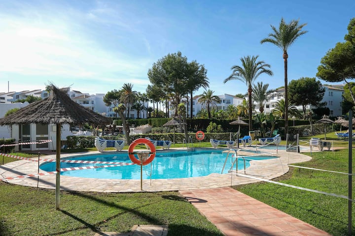 Acogedora Casa De Vacaciones En Miraflores. - Costa del Sol