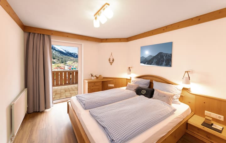 Wohnung No. 12: Sauna-parkplatz-wlan-küche-tv - Tannheim