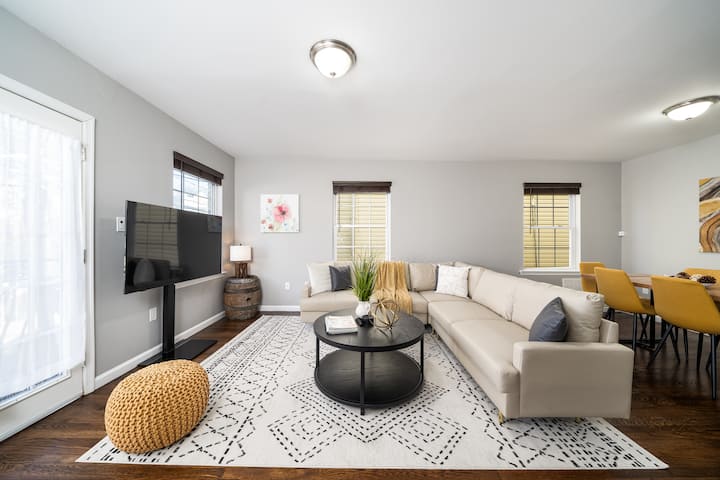 Beautiful 3bed, 2bath.3 Mins To Train.w/d In Unit. - Jersey City, NJ