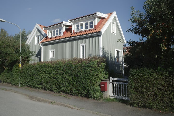 Villa I Pittoreska Enskede - Stockholm