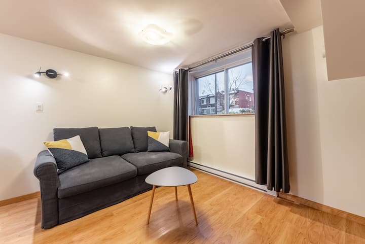 L'éco-logis | Downtown | Workspace | Ac | Smart Tv - Montréal, QC