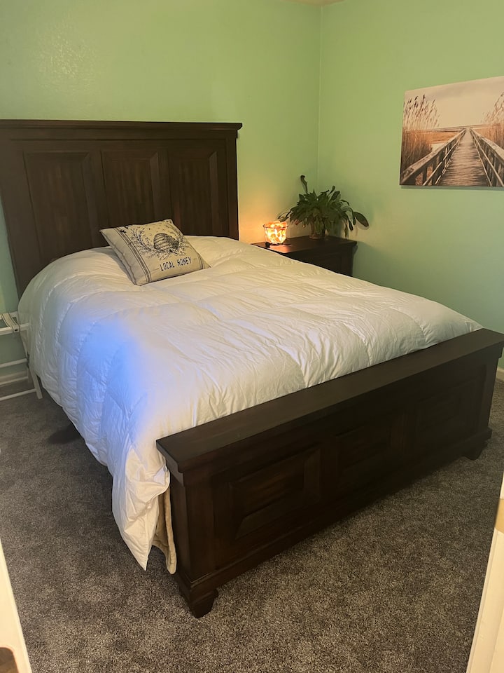 Cozy Pvt Bed - Shared Bath - Longmont, CO