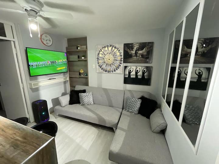 Rossyland Lugar Perfecto/air Acond. 2°p Cerc Aerop - Chiclayo