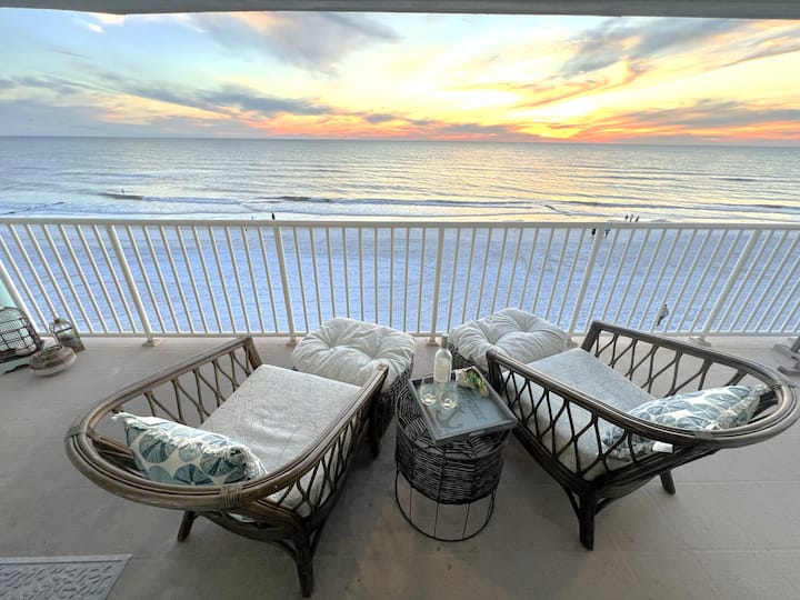 Oceanfront 3/2 With 180 Degree View Book Now! - Madeira Beach, FL
