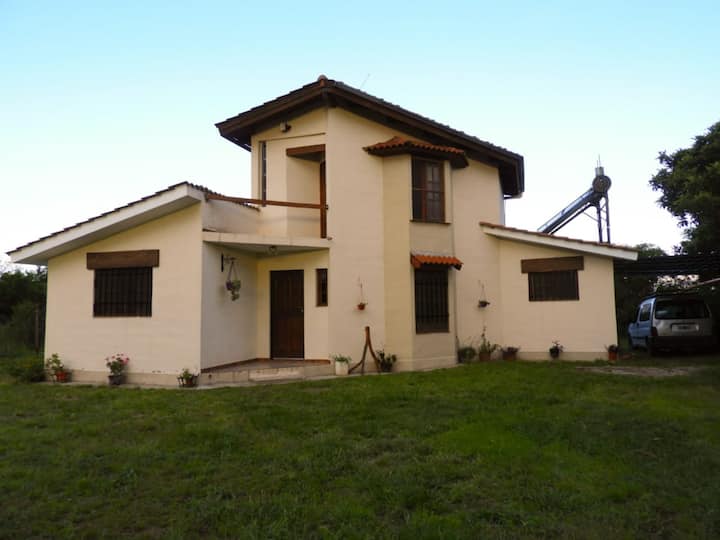 Alojamiento En Tanti, Córdoba Casadescanso Serrano - Cosquín