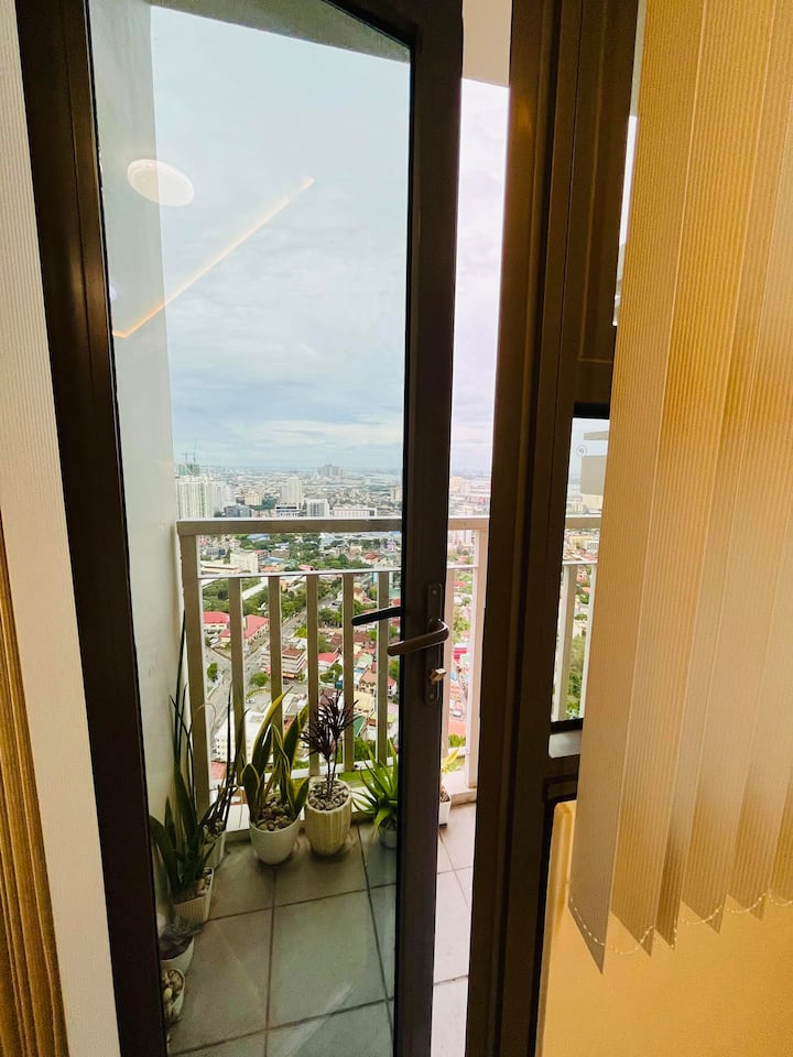 Sub-penthouse Horizons 101 Unl Fibr+netflix 15%off - Cebu City