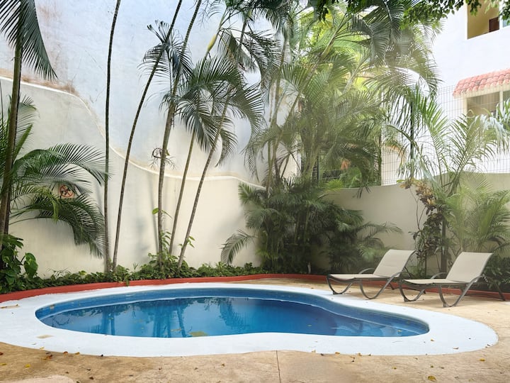 Spacious Condo | Pool | Balcony | Near 5th Avenue - Playa del Carmen
