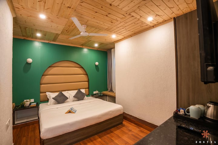 Standard Private Room In Mussoorie (Mall Road) - Mussoorie