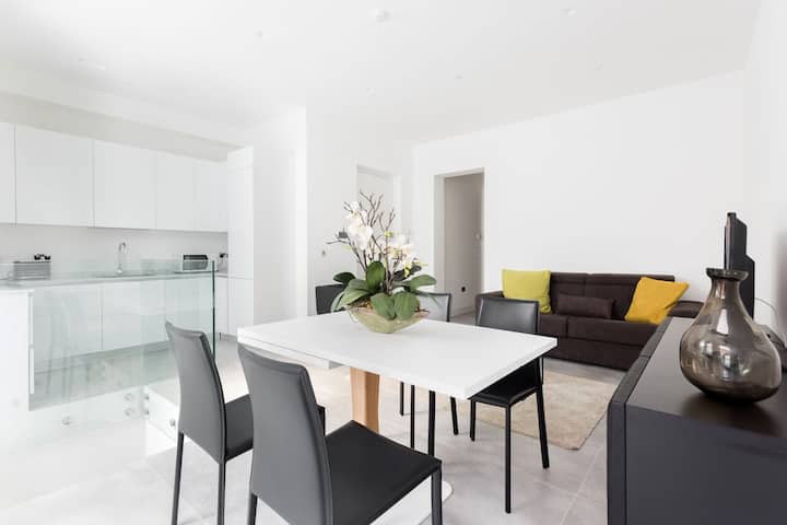 Riverside Elegance 3 Bed Near Trafalgar Sq - London Euston station
