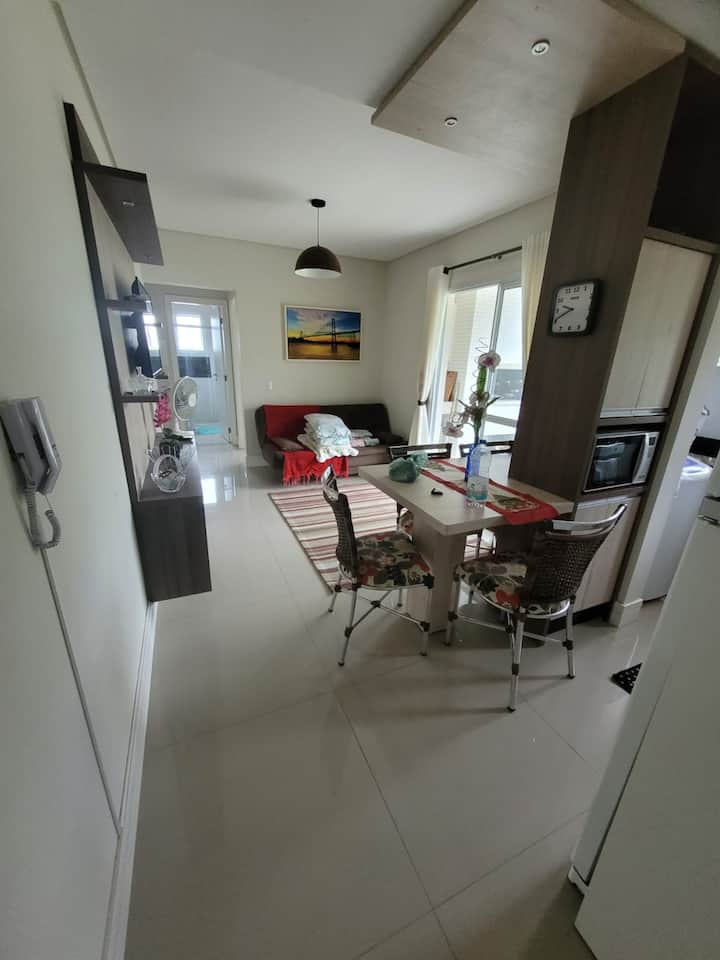 Lindo Apto Na Praia De Palmas - Governador Celso Ramos