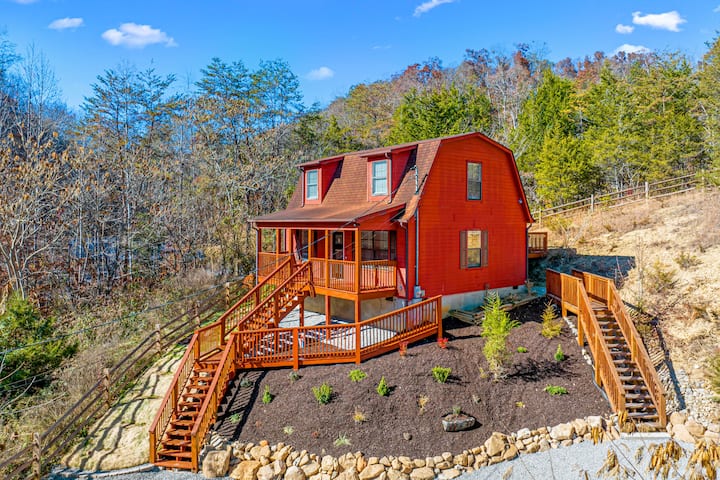 Fully Stocked Secluded Cabin Steps To Dollywood - Sevierville, TN