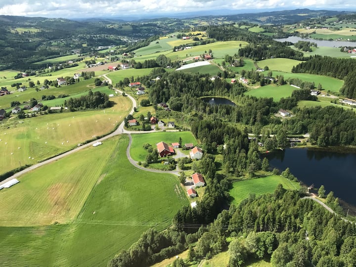 Gårdshus I Bratlievegen 10 - Gran