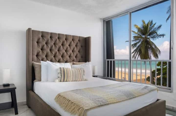 Playa Verde Apt Beachfront 1bdr - San Juan, Puerto Rico