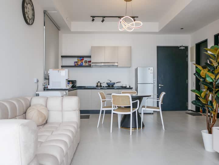 Modernhome33a_perfect Komtar View_2bed2bath_2-5pax - Penang