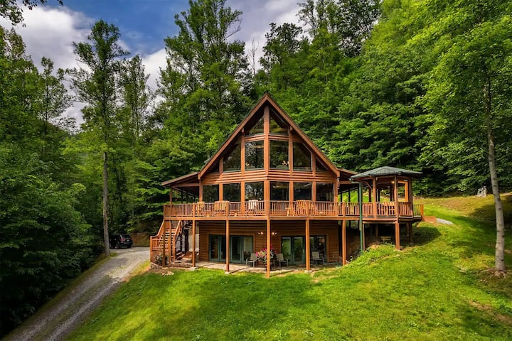 *Arrowhead Cabin-with Starlink! - Cherokee, NC
