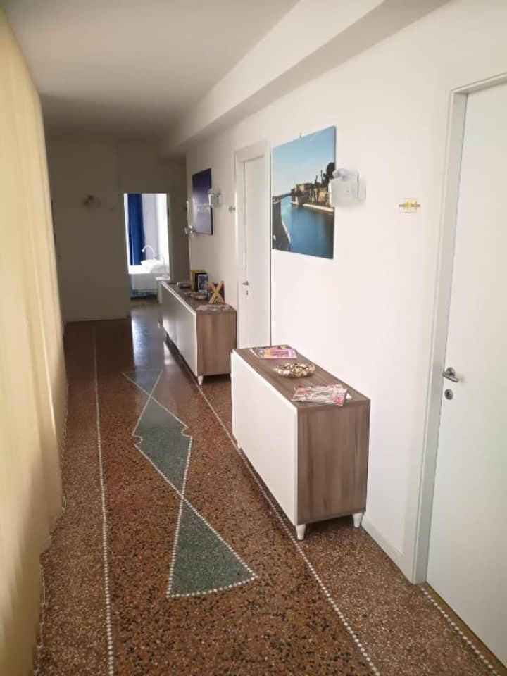 Camera Con Balcone E Bagno - Taranto