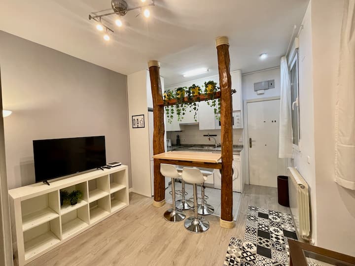 Bonito Apartamento Junto A La Plaza Mayor - Estación de Madrid-Chamartín-Clara Campoamor