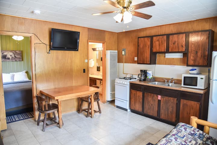 Charming 1br, On River | At Ski Lift | On Main St - Red River, NM
