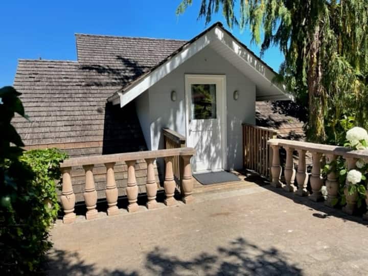 Beach House Guest House - Tsawwassen