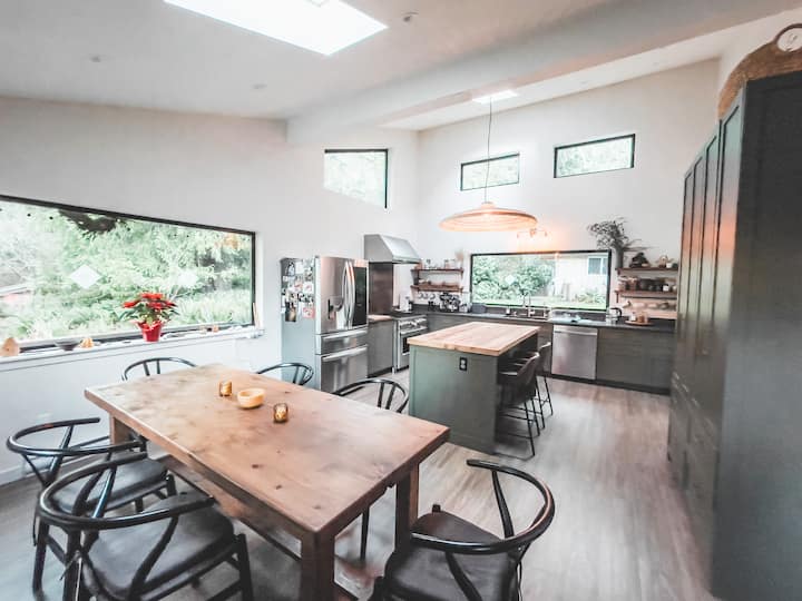 Cedar Spirit Sanctuary - Salt Spring Island