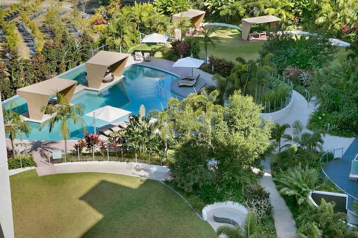 Homely Garden Oasis W/ Riverview - オーストラリア ミルトン