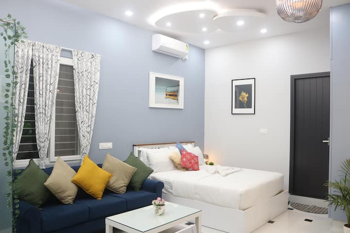 Vasathi - Blueberry( Big Size Studio) @Btm 2nd Stg - Bangalore