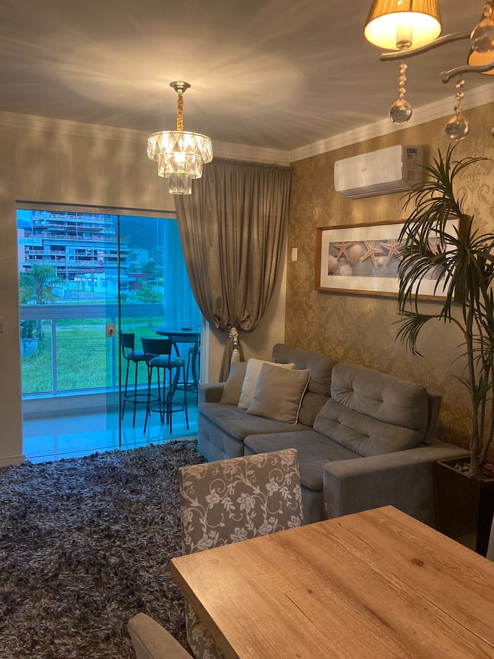 Apartamento à 600 M Da Praia! - Pôrto Belo