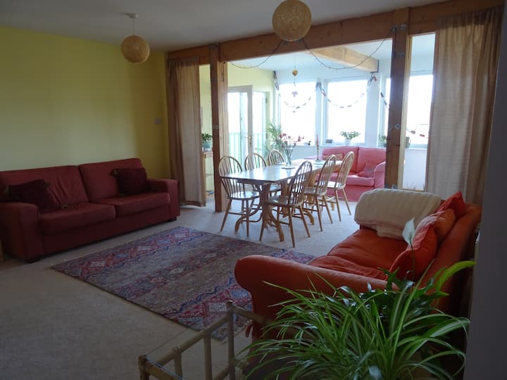 Rainbow Lodge, The Park Ecovillage, Twin Room - Findhorn
