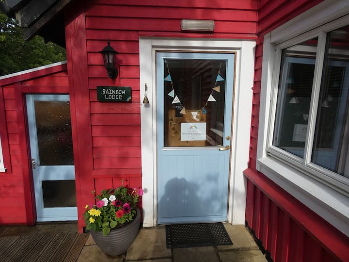 Rainbow Lodge, The Park Ecovillage, Twin Room - Findhorn