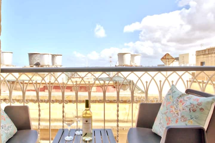 U2 - Lovely Studio Apt-valletta - Valletta