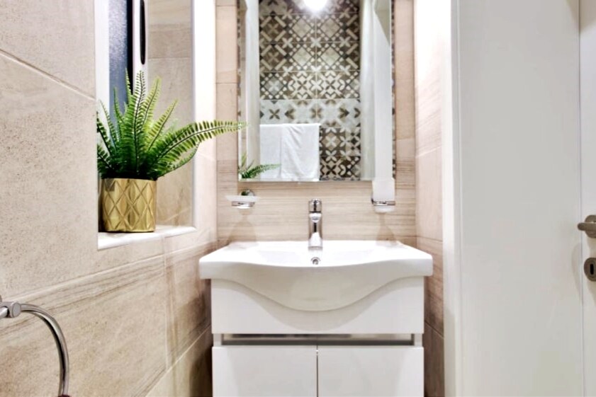 U1 - lovely studio apt-Valletta - Apartments for Rent in Valletta ...