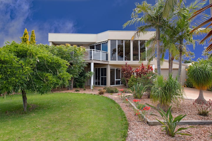 7allan Drive Lake Side. - Mallacoota