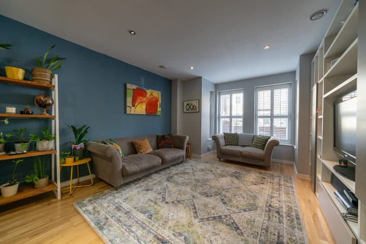 Lovely Room In A House (Female Only) - Greenwich