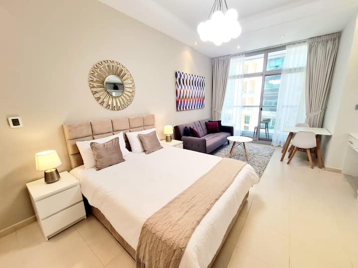 Sunrise Homes - A Lovely Studio Near Jbr Beach - Dubaï Marina